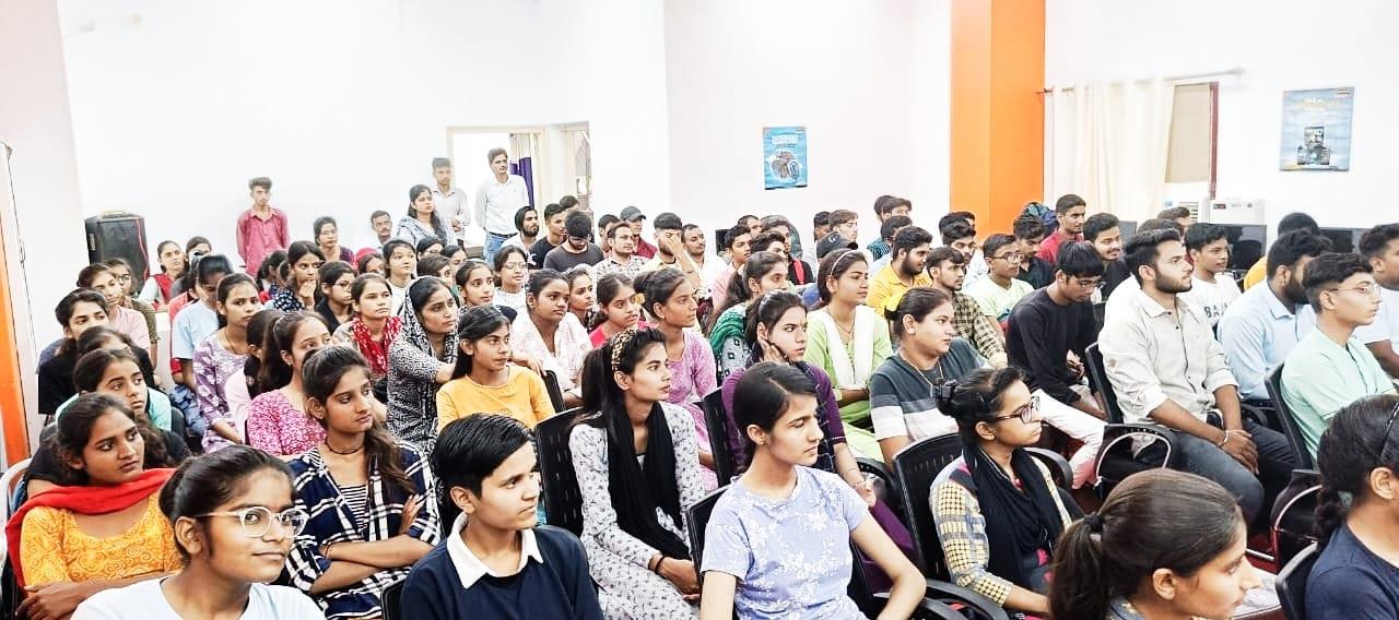 AppleTech Narnaul | Best Coaching Center in Narnaul| Computer Center in ...